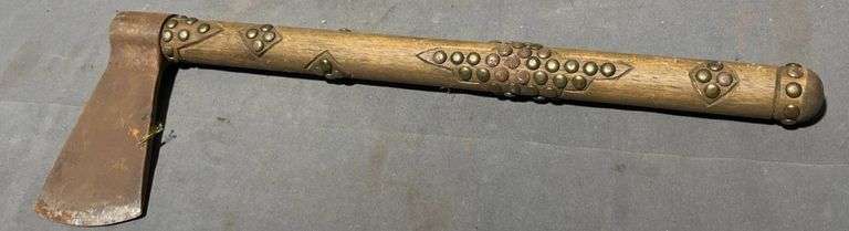 Hatchet with Decorated Handle and Metal Blade 17-Inch - Metzger ...