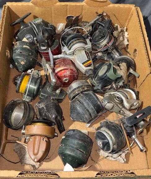 17 Fishing Reels and Reel Components, Various Brands - Metzger Property ...