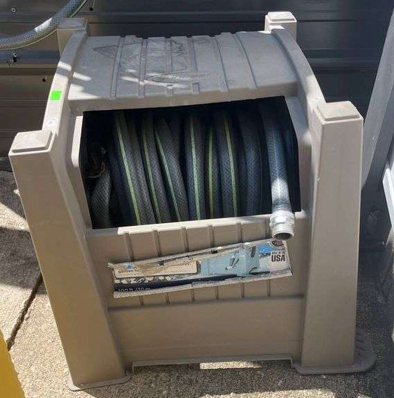 Suncast Hose Reel Storage Unit with 100 ft Garden Hose - Metzger ...