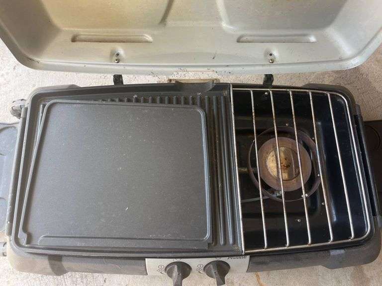 Aussie Portable Gas Grill with Folding Side Panels - Metzger Property ...