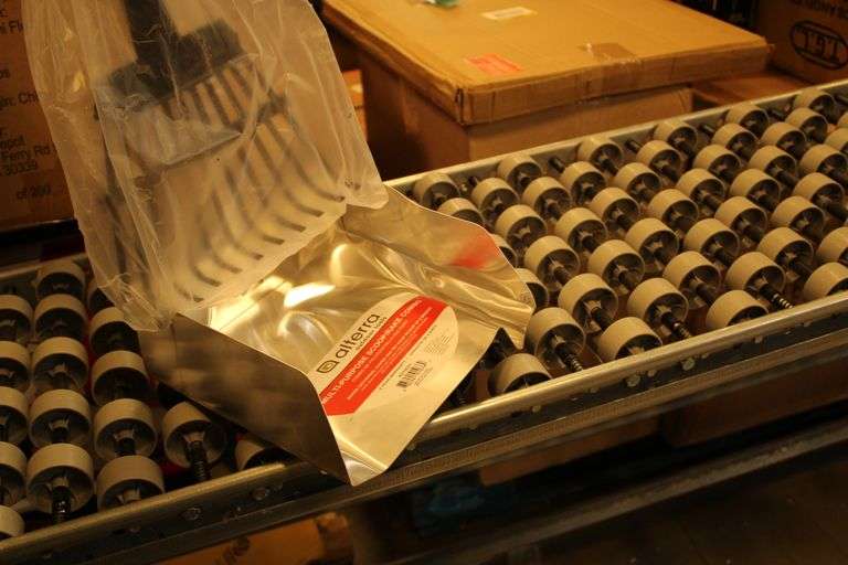 ALTERRA - 2-Piece Multi-Purpose Scoop and Rake Garden Tool Set ...