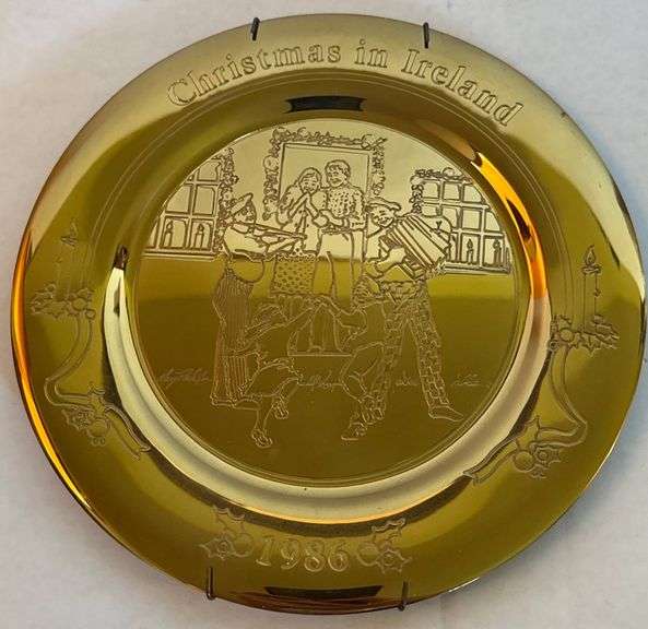 6 Gold-Tone Christmas Plates by Dirilyte, Warsaw, IN 8.25″ - Metzger ...