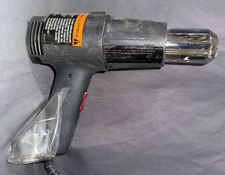Milwaukee Model 1220 Dual-Temperature Heat Gun with Accessories ...