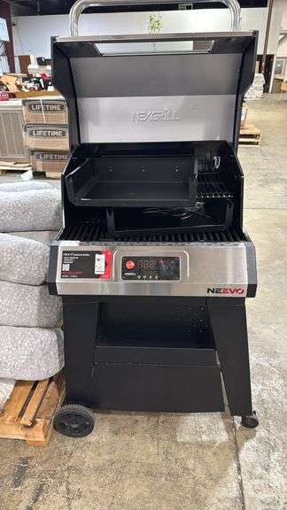 Nexgrill Neevo 720 Propane Gas Digital Smart Grill in Black with ...