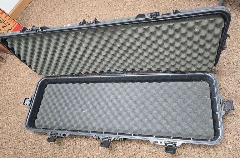 Plano Gun Guard Rifle Hard Carrying Case 42" x 12" - Metzger Property ...