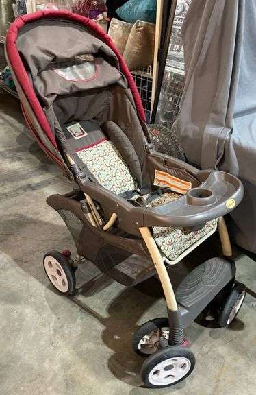 Safety 1st Stroller With Reclining Seat and Storage Features - Metzger ...