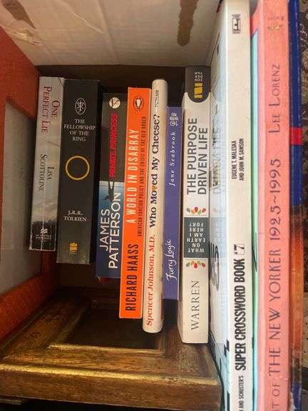 Hardcover and Paperback Books with Picture frames - Metzger Property ...