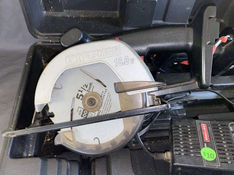 Craftsman 5-1/2″ Cordless Circular Saw Set with Charger and Case ...