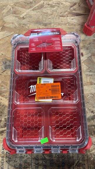 Milwaukee PACKOUT 5-Compartment Low-Profile Compact Small Parts ...