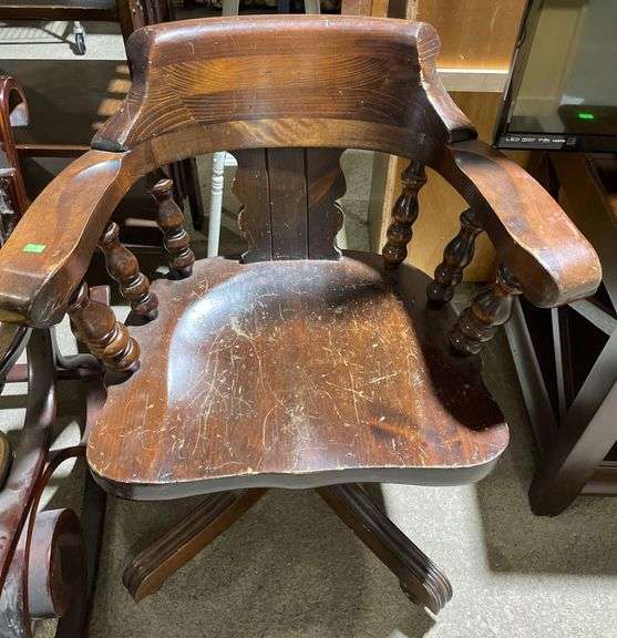 Swivel Chair with Turned Spindle Arm Supports and Four-Leg Base ...