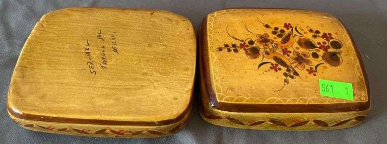 Hand-Painted Lidded Rectangular Trinket Box - Metzger Property Services ...