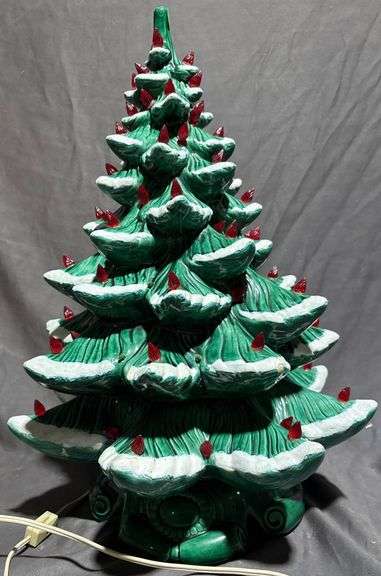 Ceramic Christmas Tree Lamp with Removable Top - Metzger Property ...