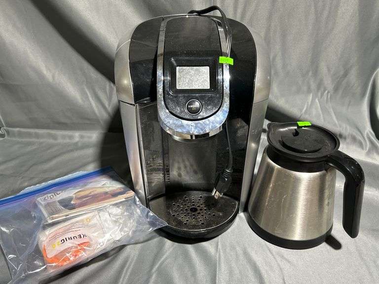 Keurig Coffee Maker With Thermal Carafe and Accessories - Metzger Property Services, LLC