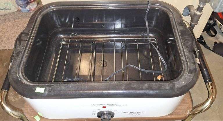 Hamilton Beach 18qt Electric Roaster Oven With Metal Rolling Cart ...
