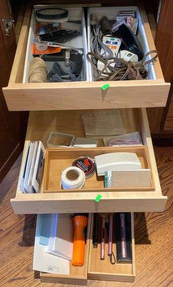 Electronics, Tools, and Personal Accessories in Organizer Trays ...