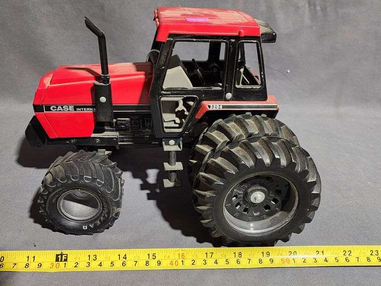 Case International Harvester Toy Tractor with Dual Rear Wheels ...