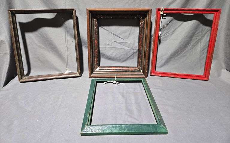Four Rectangular Picture Frames in Various Finishes - Metzger Property ...