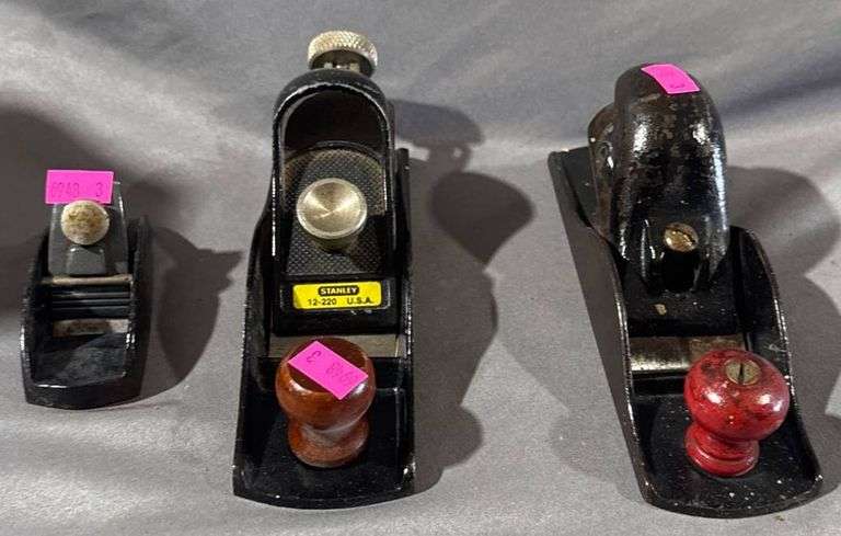 Three Metal Hand Planes with Knobs and Blades - Metzger Property ...