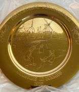 6 Gold-Tone Christmas Plates by Dirilyte, Warsaw, IN 8.25″ - Metzger ...