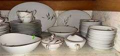 RC Joy 227 Japanese Porcelain Dinnerware Set with Gold and Floral ...