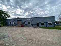 6000+ sf Commercial Building - Metzger Property Services, LLC