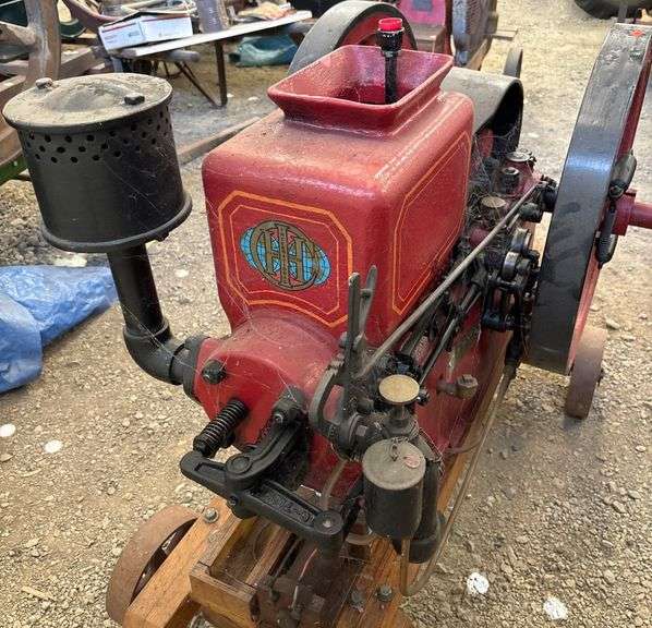 International Harvester Famous Hopper-Cooled Engine, Model GA11164, HP ...