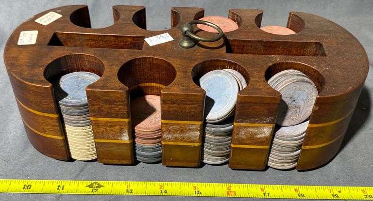 Poker Chip Holder with Rotary Handle and Assorted Chips - Metzger ...