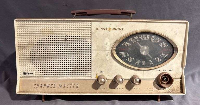 Channel Master Model 6522 Transistor Radio with FM/AM Tuner - Metzger ...