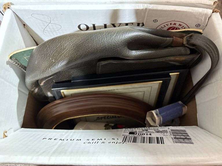 Purse, Picture Frames, and Decorative Shell Boxes - Metzger Property ...