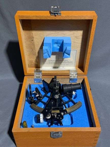 Tamaya Micrometer Marine Sextant with Storage Case - Metzger Property ...