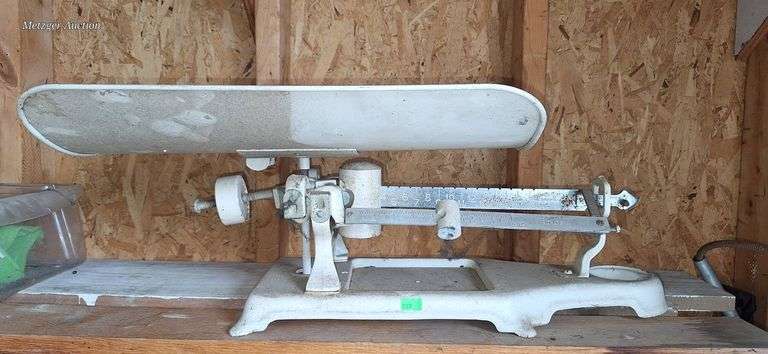 Continental Scale Co. Balance Scale with Metal Tray - Metzger Property ...