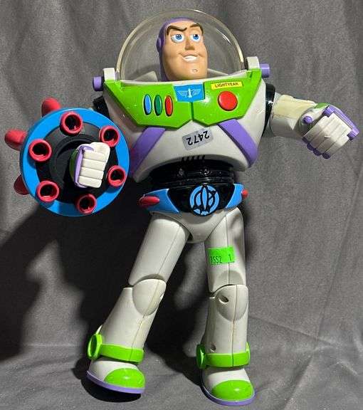 Buzz Lightyear Action Figure, Disney/Pixar Hasbro 2001 - Metzger ...