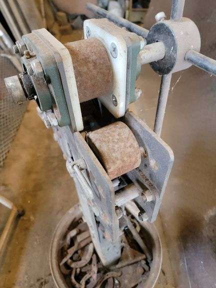 Speedway Series Pedestal Band Roller with Metal Base - Metzger Property ...