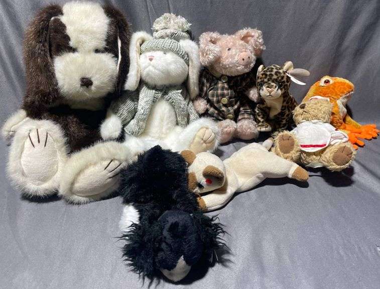 Plush Toy Collection Featuring Various Animals - Metzger Property ...