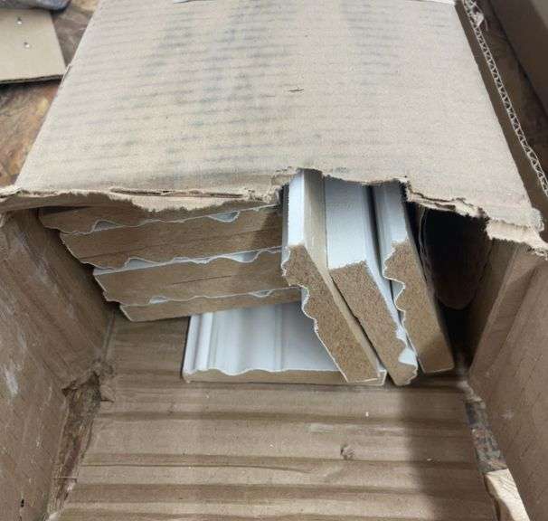 HOUSE OF FARA 5/8 in. x 4 in. x 96 in. Primed MDF Baseboard Moulding (1 ...