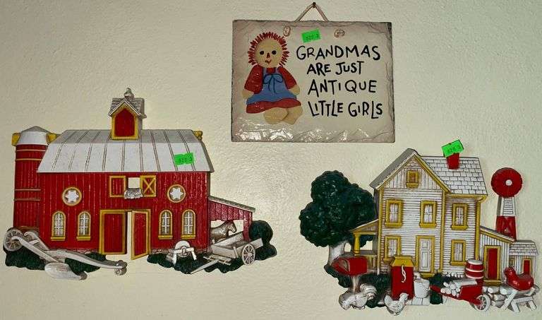 Wall Plaques Featuring Farmhouse and Barn Scenes with Decorative Sign ...