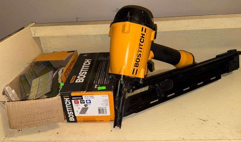 Stanley Bostitch 28° Framing Nailer with Box and Nails - Metzger ...