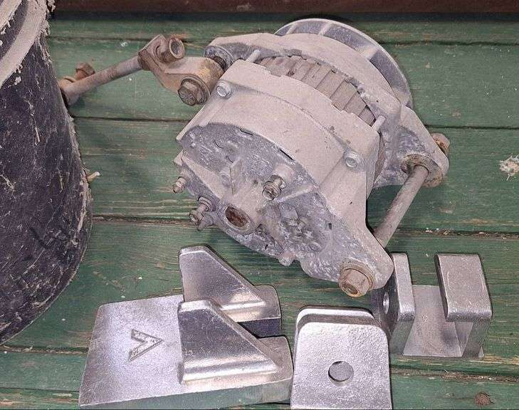 Auto Alternator with Mounting Brackets and Tool Adapter Kit - Metzger ...