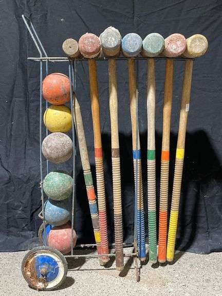 Croquet Set with Mallets, Balls, and Wheeled Metal Stand - Metzger ...