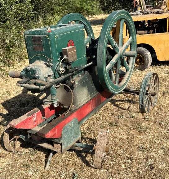 Fuller & Johnson MFG. CO 9HP Oilfield Engine on Cart, Rev per Min: 335 ...