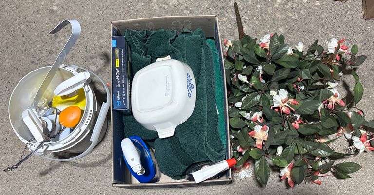 CorningWare Dish and Used Cleaning Supplies - Metzger Property Services ...