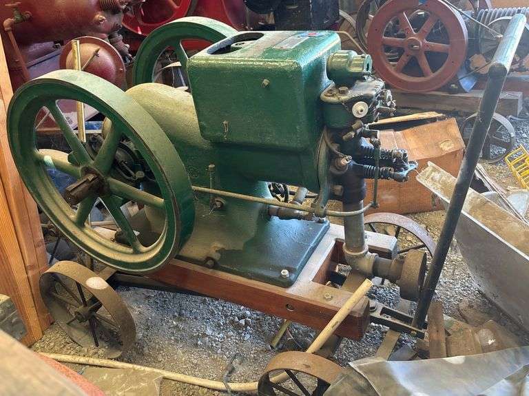 McCormick Deering Engine No. B W1759 by International Harvester Co ...