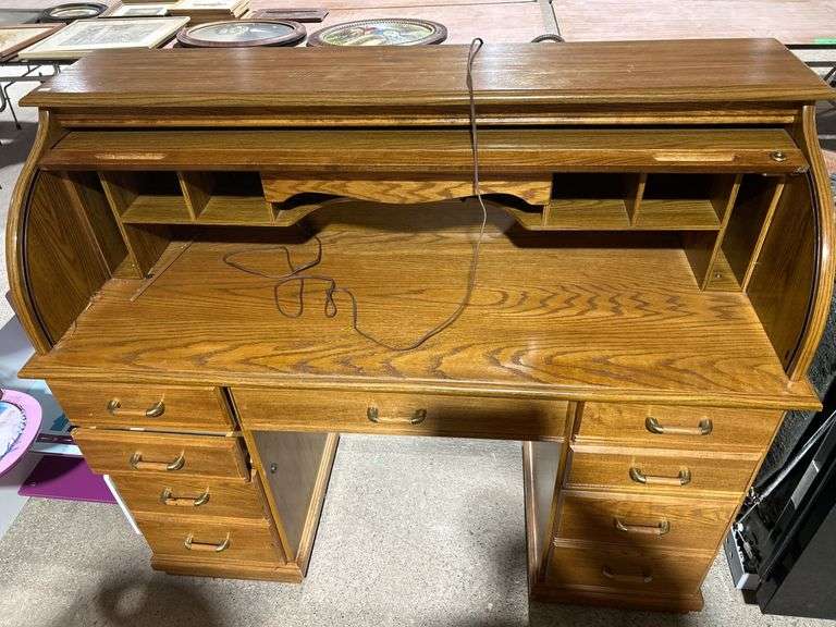 Oak Roll-Top Desk with Multiple Drawers and Built-In Light Fixture 52 ...