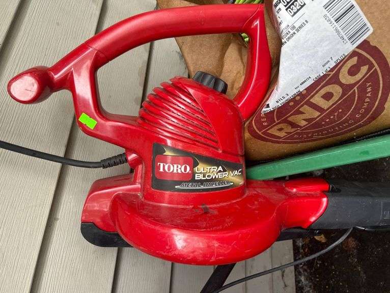 Toro Ultra Electric Blower and Precision Pro Broadcast Spreader ...