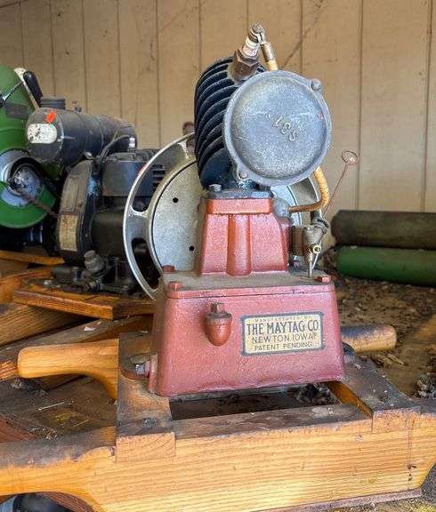 Maytag Single-Cylinder Gas Engine Manufactured in Newton, Iowa ...