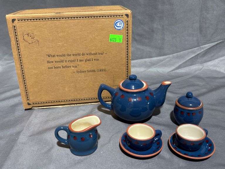 Miniature Bearware Pottery ‘Lady B. Bug Tea Set’ by The Boyds ...