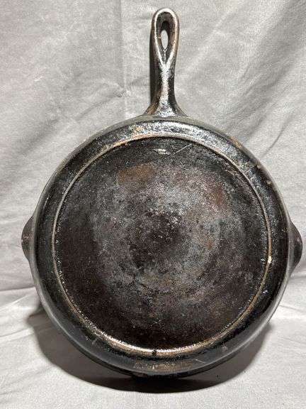 Two Cast Iron Skillets with Pour Spouts, 10” and 11” - Metzger Property ...