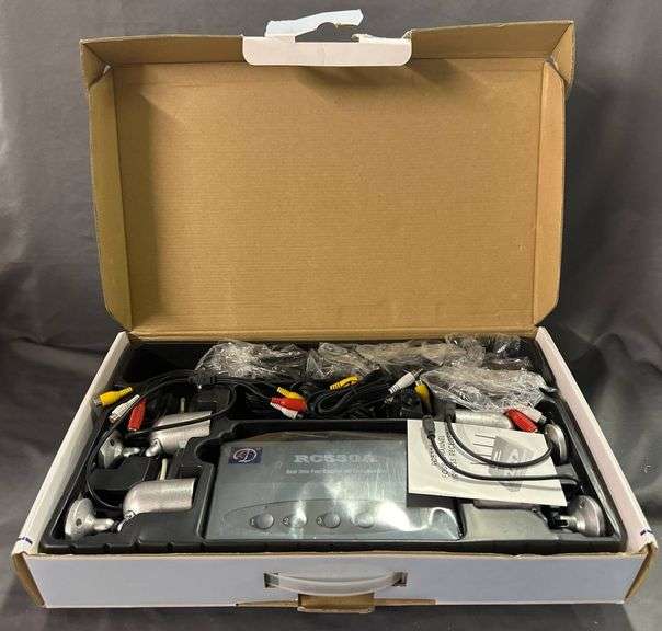 Wireless Surveillance Kit with 4 Cameras and Receiver - Metzger ...