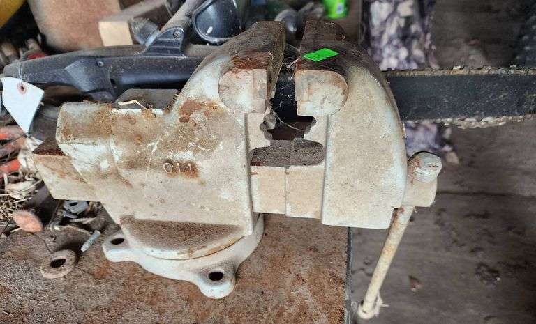 Starrett Athol Bench Vise with Swivel Base - Metzger Property Services, LLC