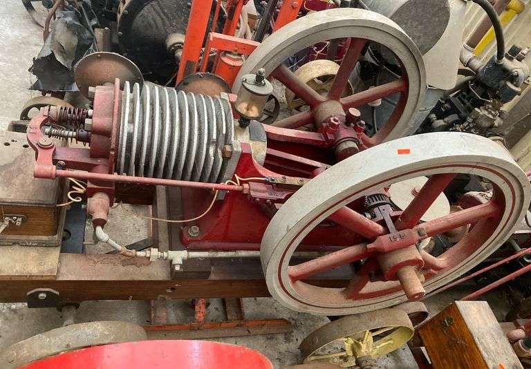 Gade Bros. 2 HP Engine on Wheeled Cart - Metzger Property Services, LLC